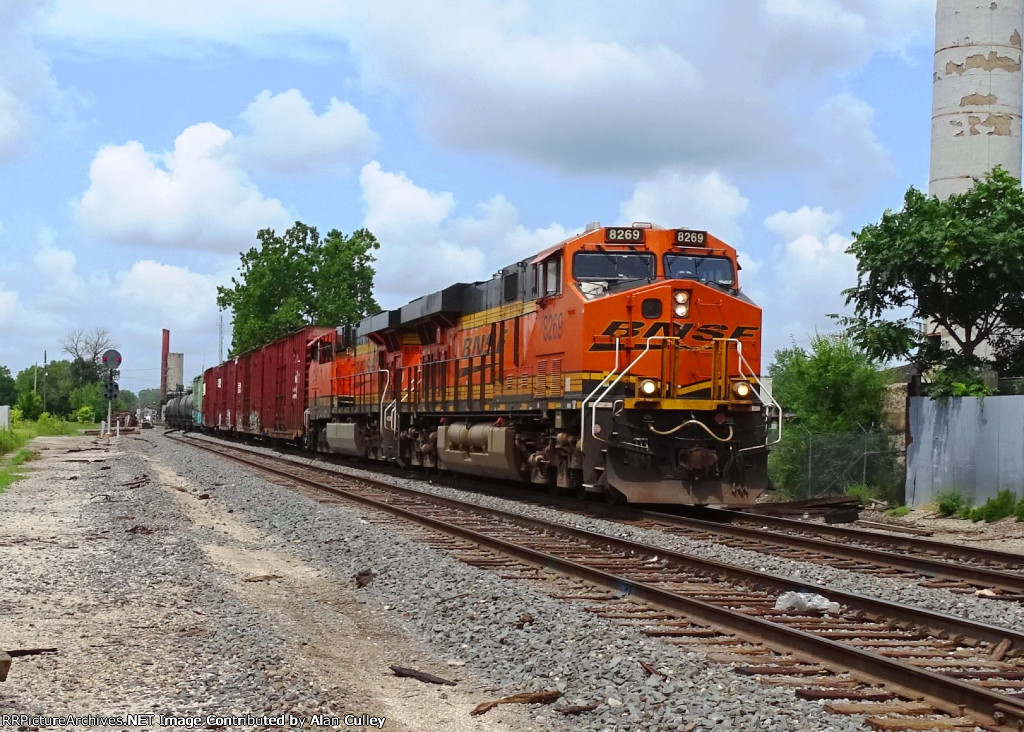 BNSF 8269-369